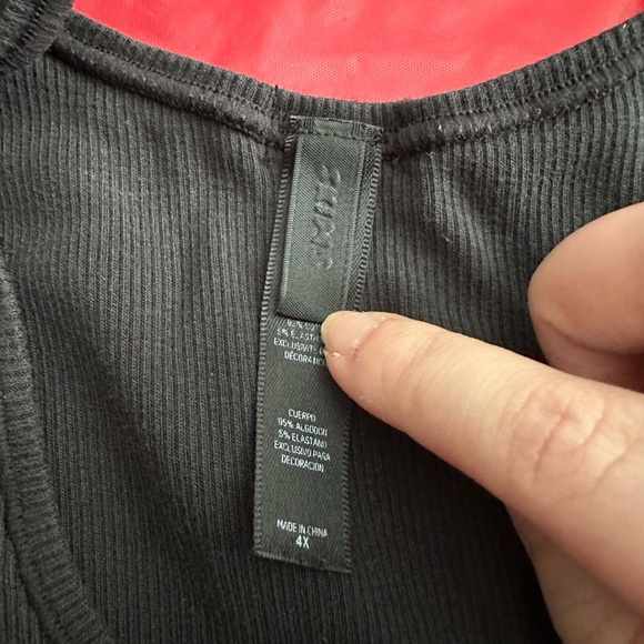 SKIMS | Tops | Skims Crop Tank | Poshmark